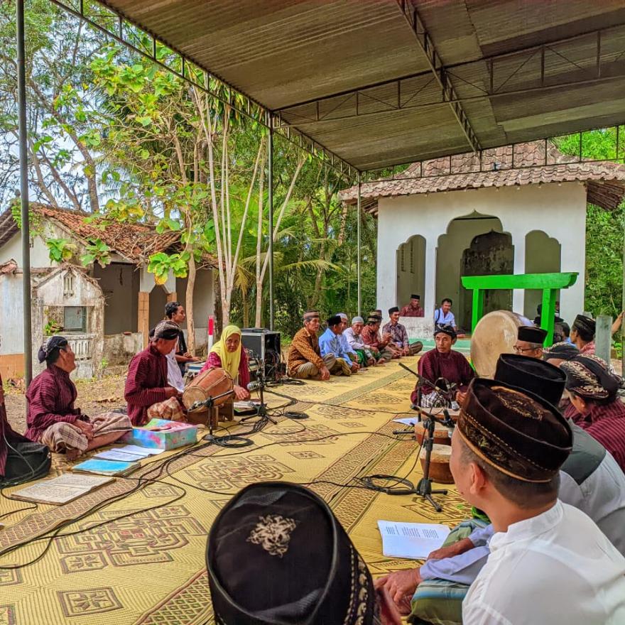 Doa Bersama di Gunung Songgo Polodadi - Kalurahan KULUR